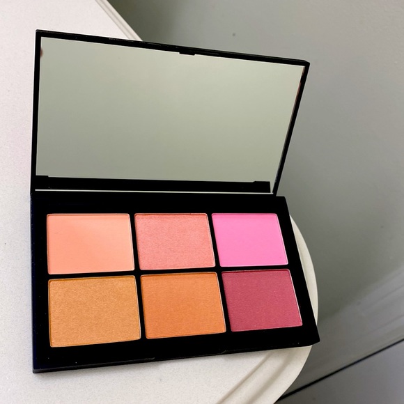 NARS | Makeup | Nars Issist Makeup Kit With All Different Shades ...
